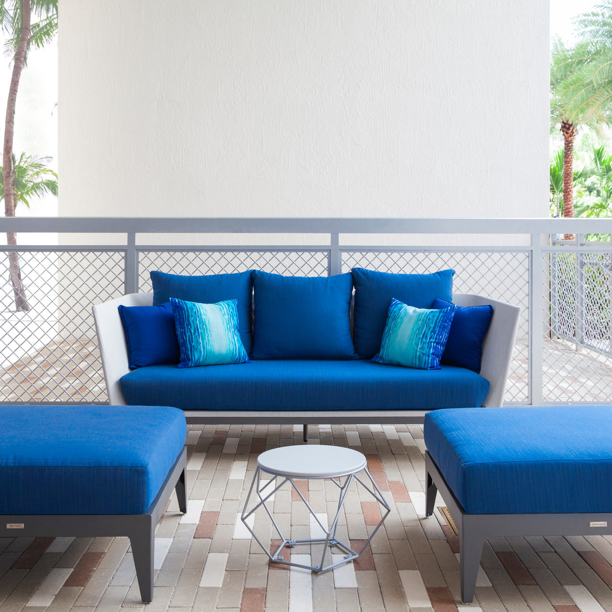 Cosmo Sofa – Your Patio Store